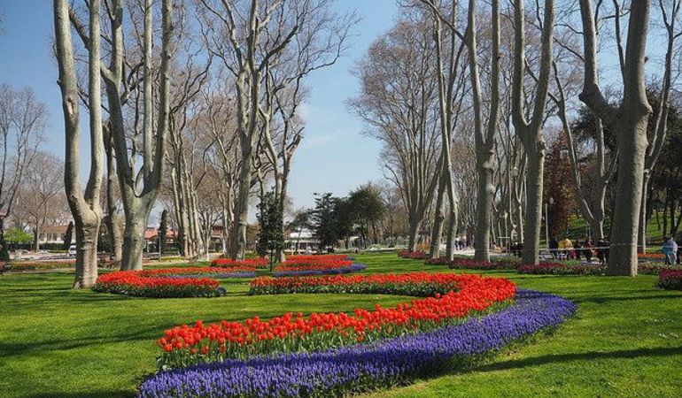 Gulhane Park - Istanbul Tour Studio – Istanbul Guide
